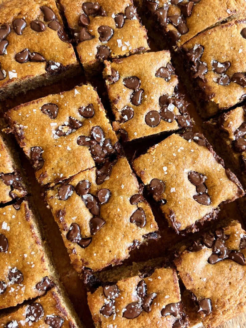 Olive Oil Banana Bread Bars - Something Nutritious