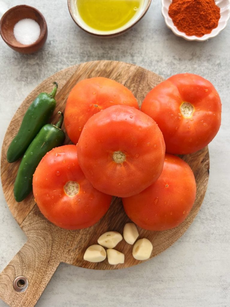 Matbucha (Spicy Moroccan Tomato Dip) - Something Nutritious