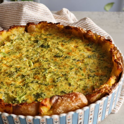 Smashed Potato Crusted Quiche - Something Nutritious